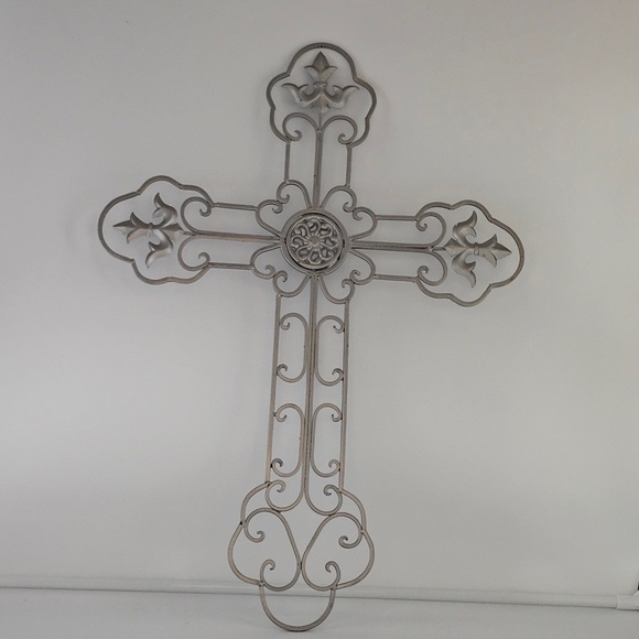 None | Accents | Large Metal Silvertoned Wall Cross Decor | Poshmark